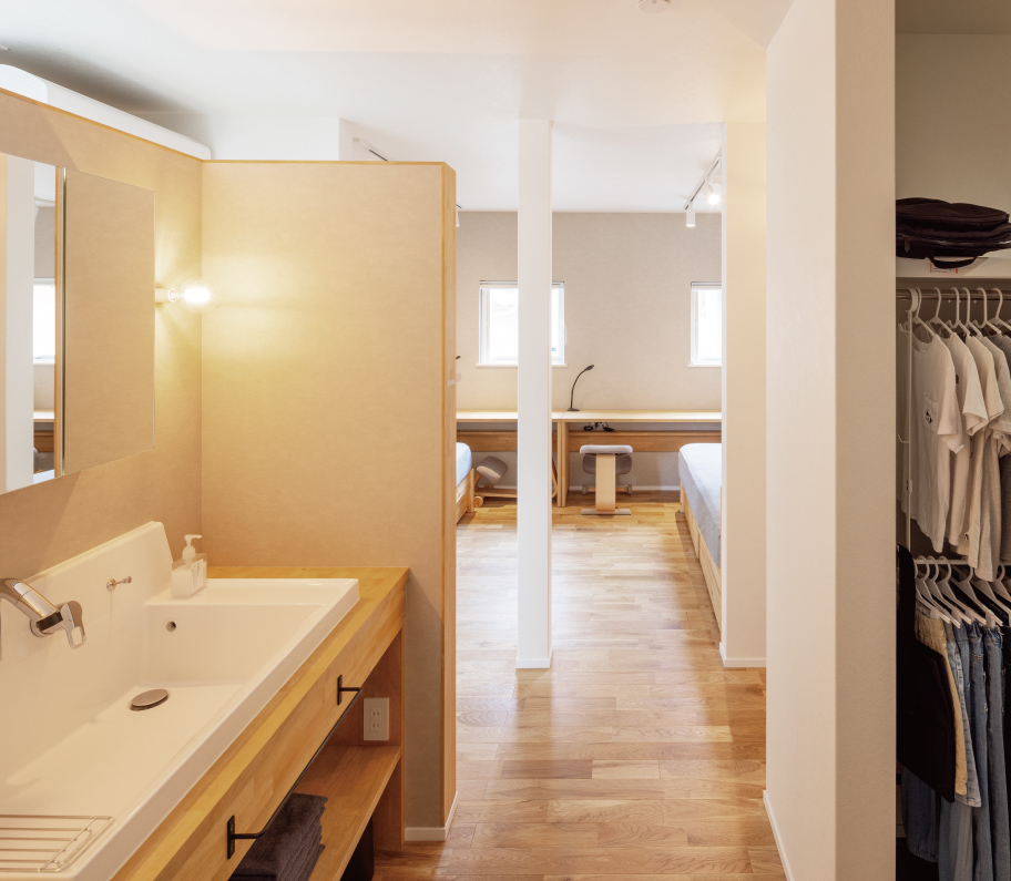 北側斜面から望む眺望の家 CodaDesign建築事例|広島で建築家と建てるデザイン注文住宅｜DUコダ一級建築士事務所